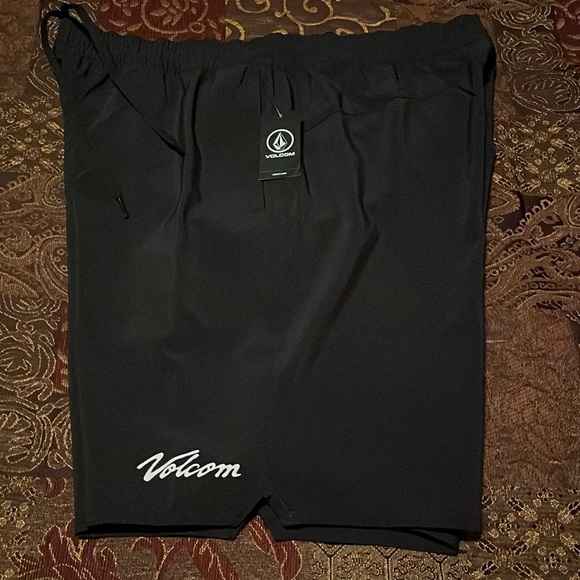 Volcom | Shorts | Volcom Belmont Elastic Waist Short | Poshmark